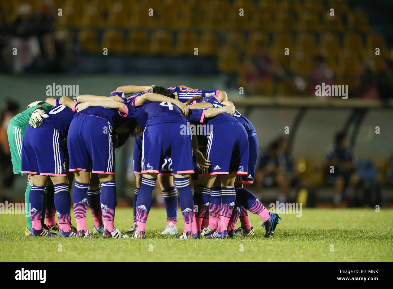 Thu Dau Mot, Vietnam. 18th May, 2014. Japan team group (JPN) Football ...