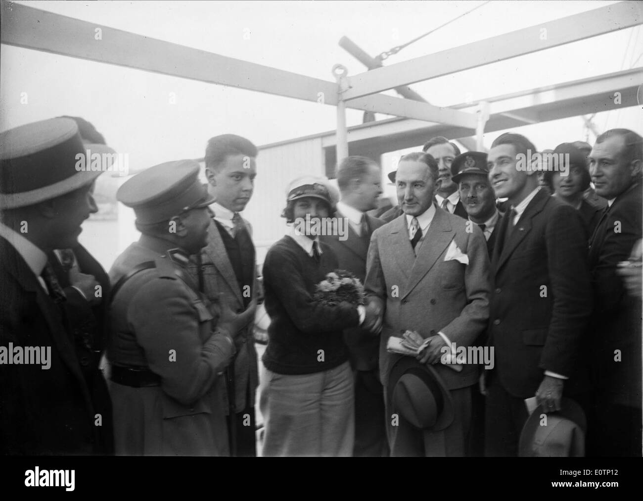 Ruth Elder was a pioneering American aviator who visited Lisbon in 1927 ...