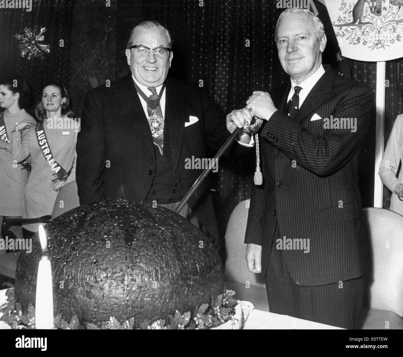 Downer hi-res stock photography and images - Alamy