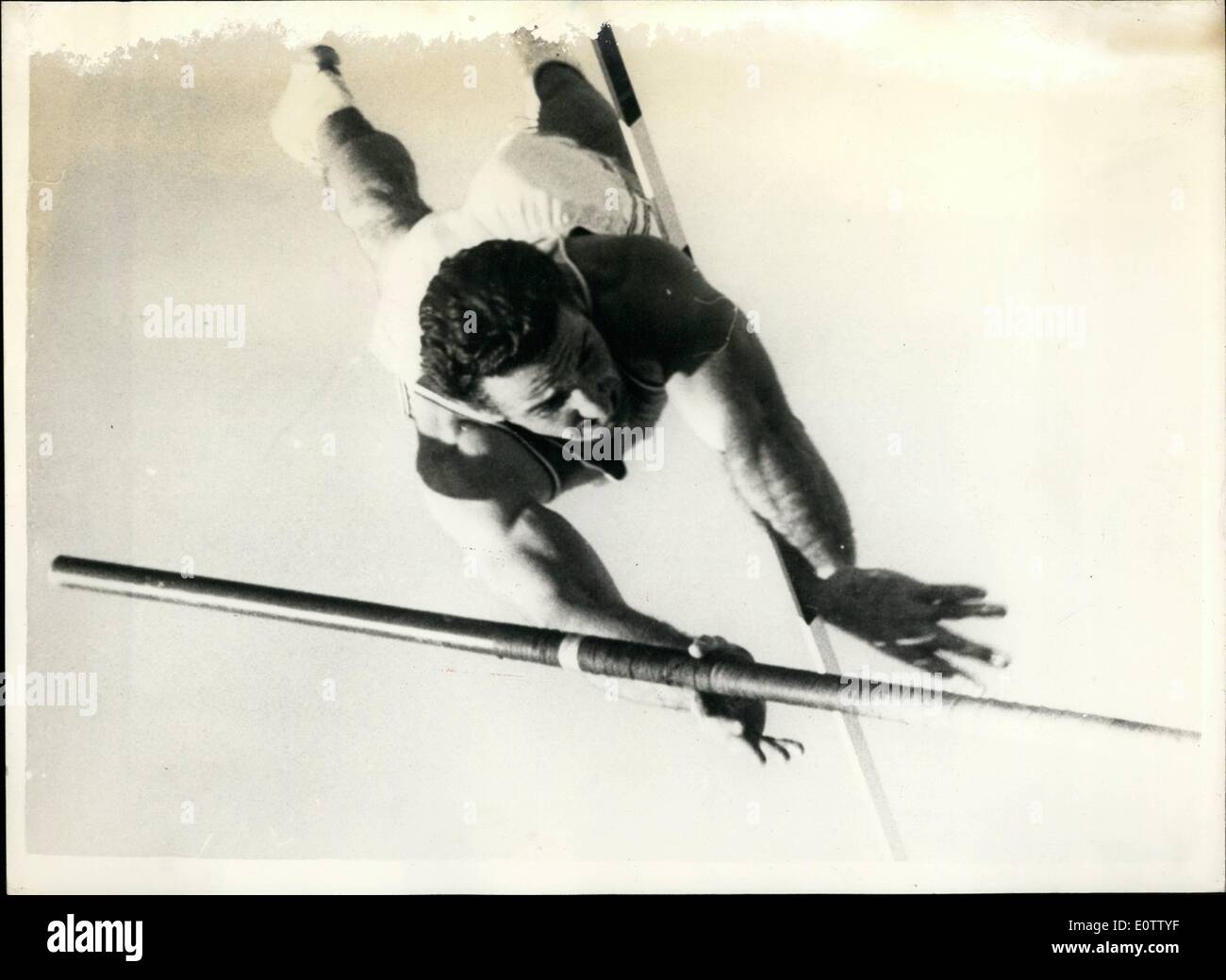 Historical pole vault hi-res stock photography and images - Alamy