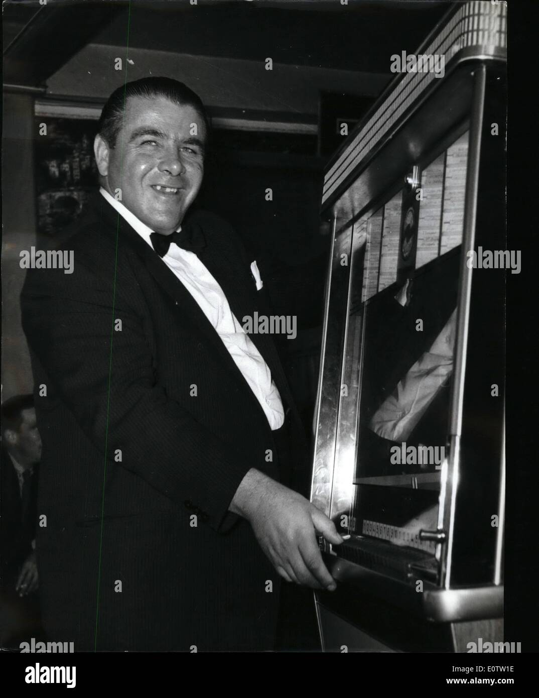 A m great shotgun pizzey hi-res stock photography and images - Alamy