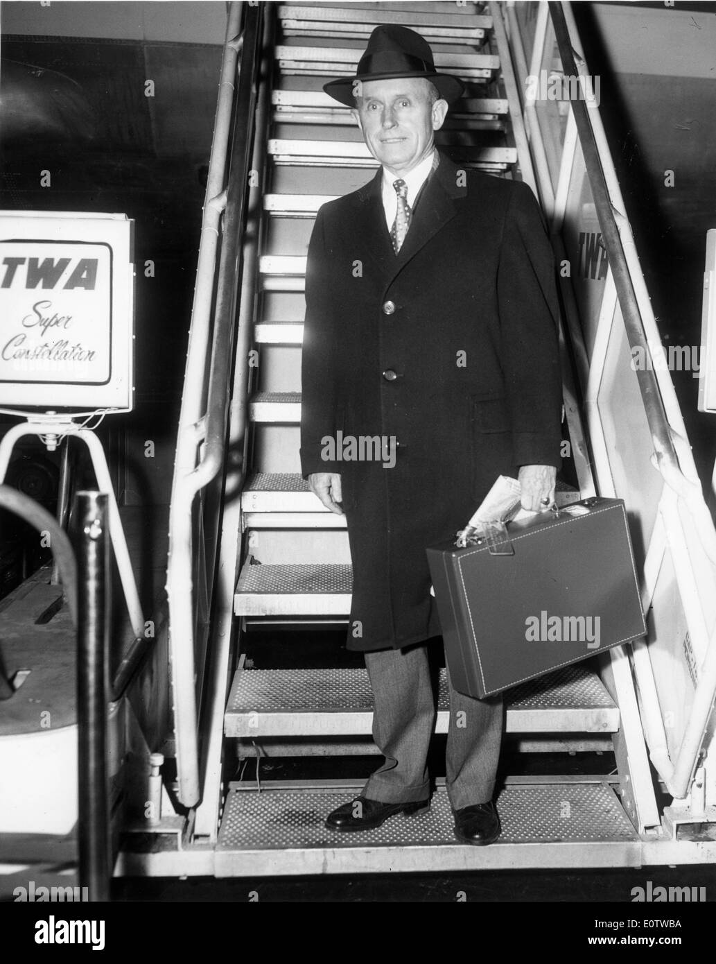 General gruenther hi-res stock photography and images - Alamy