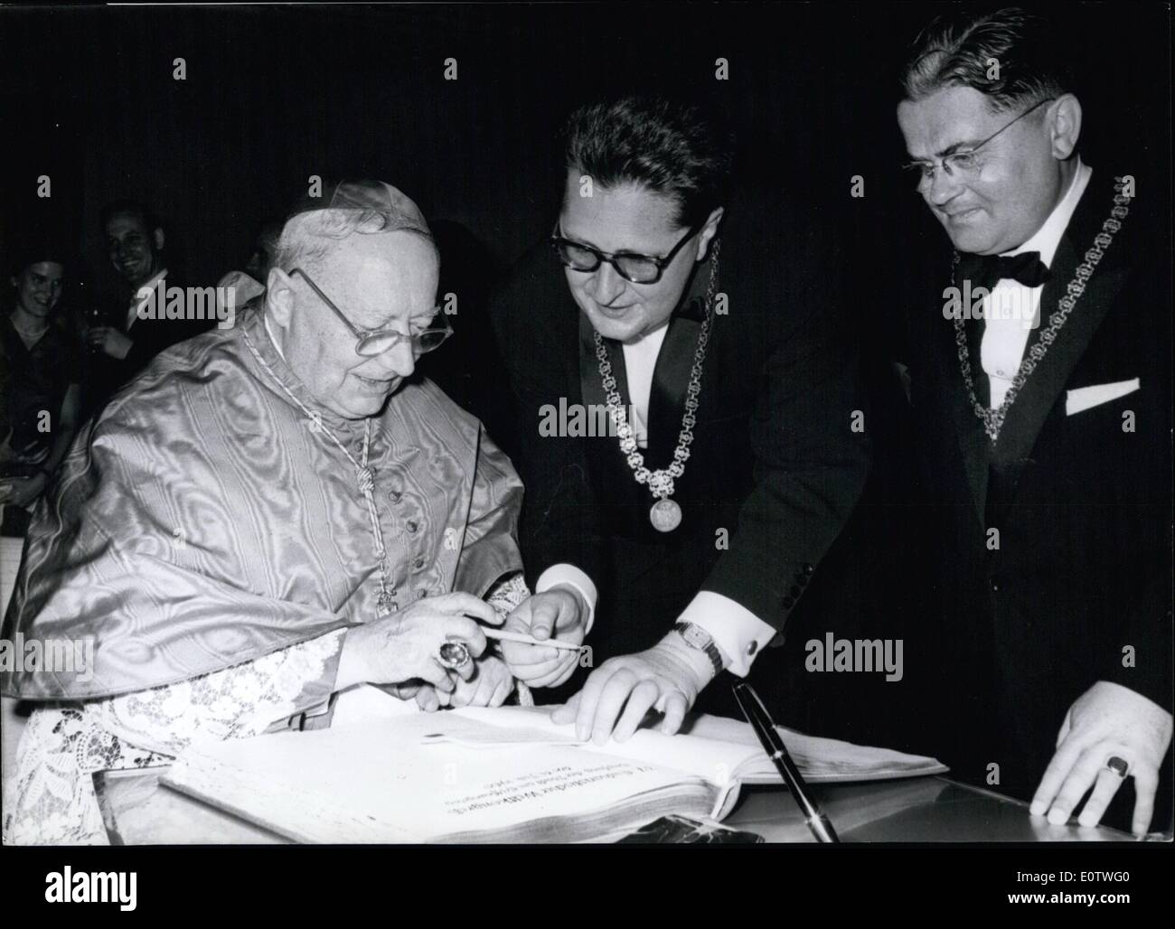 Aug. 08, 1960 - The Papal Legate for the Eucharistic World Congr ...