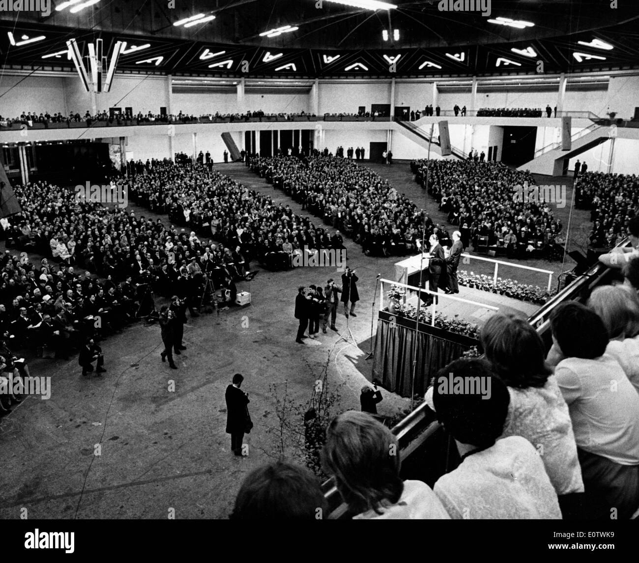 Reverend Billy Graham speaks in Copenhagen Stock Photo - Alamy