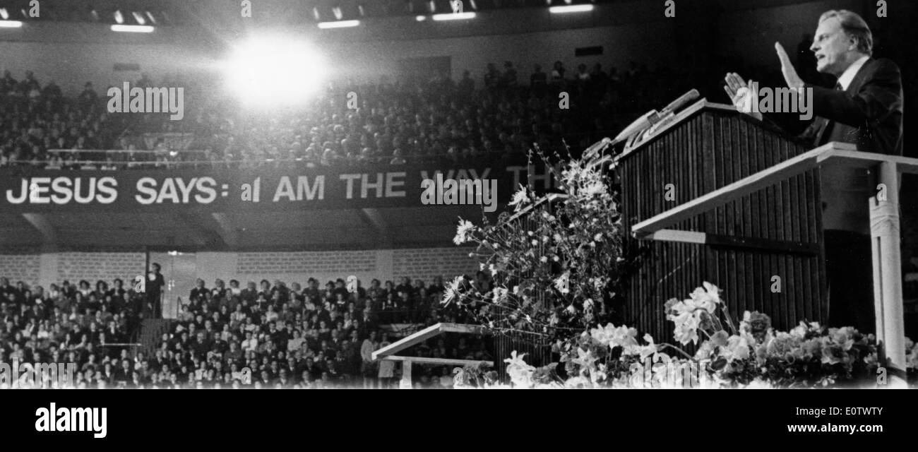 Jesus side profile hi-res stock photography and images - Alamy