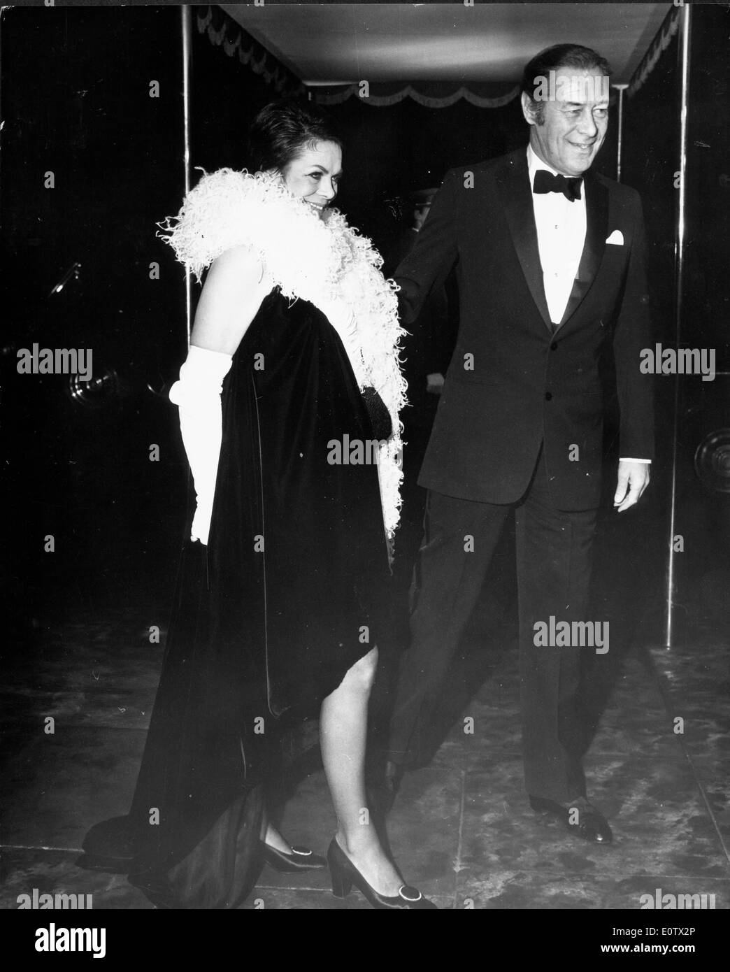 Actors Rex Harrison and Rachel Roberts attend a party Stock Photo - Alamy