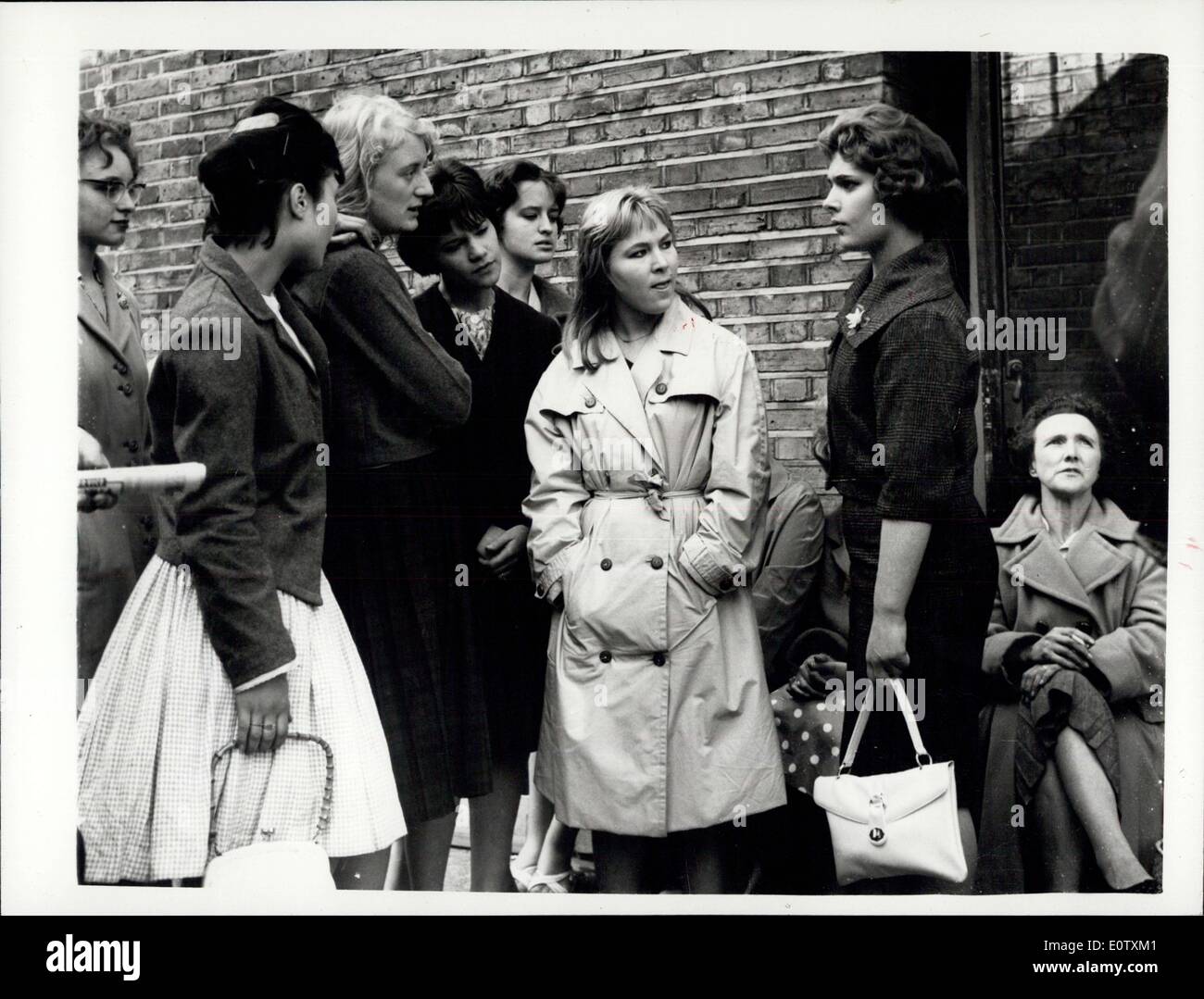 Sep. 08, 1960 - Girl Strikers On Picket Duty. 18-year old Linda James ...