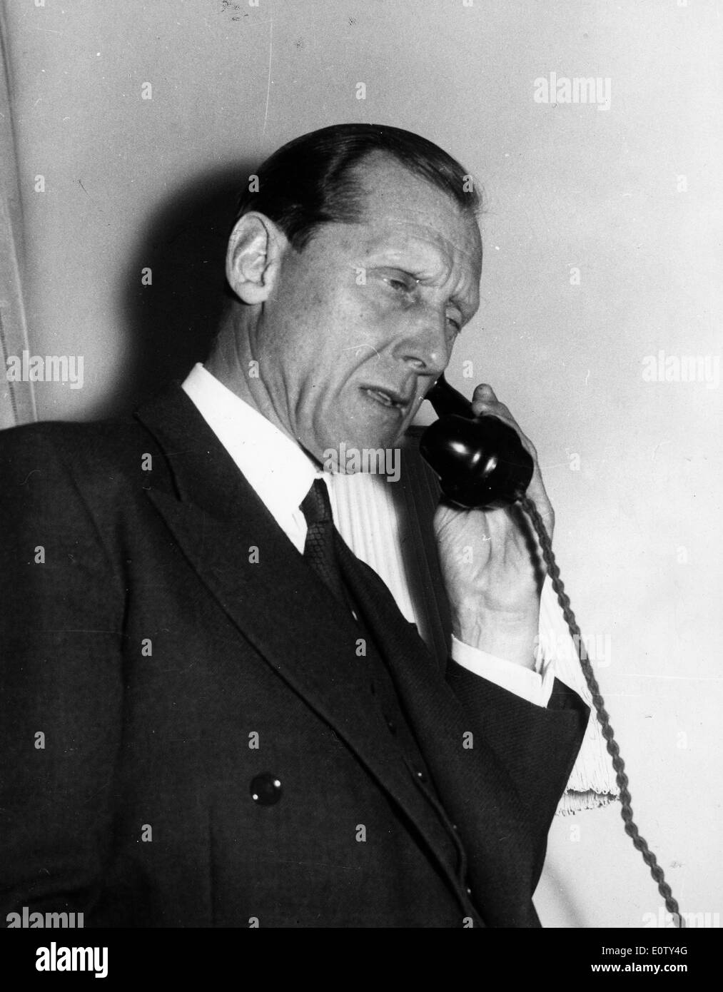 Geoffrey lloyd hi-res stock photography and images - Alamy