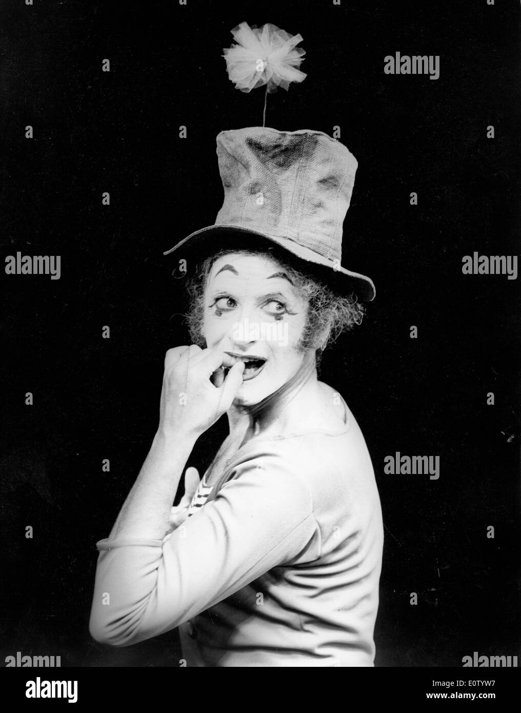 Theatre performance on stage hat Black and White Stock Photos & Images ...