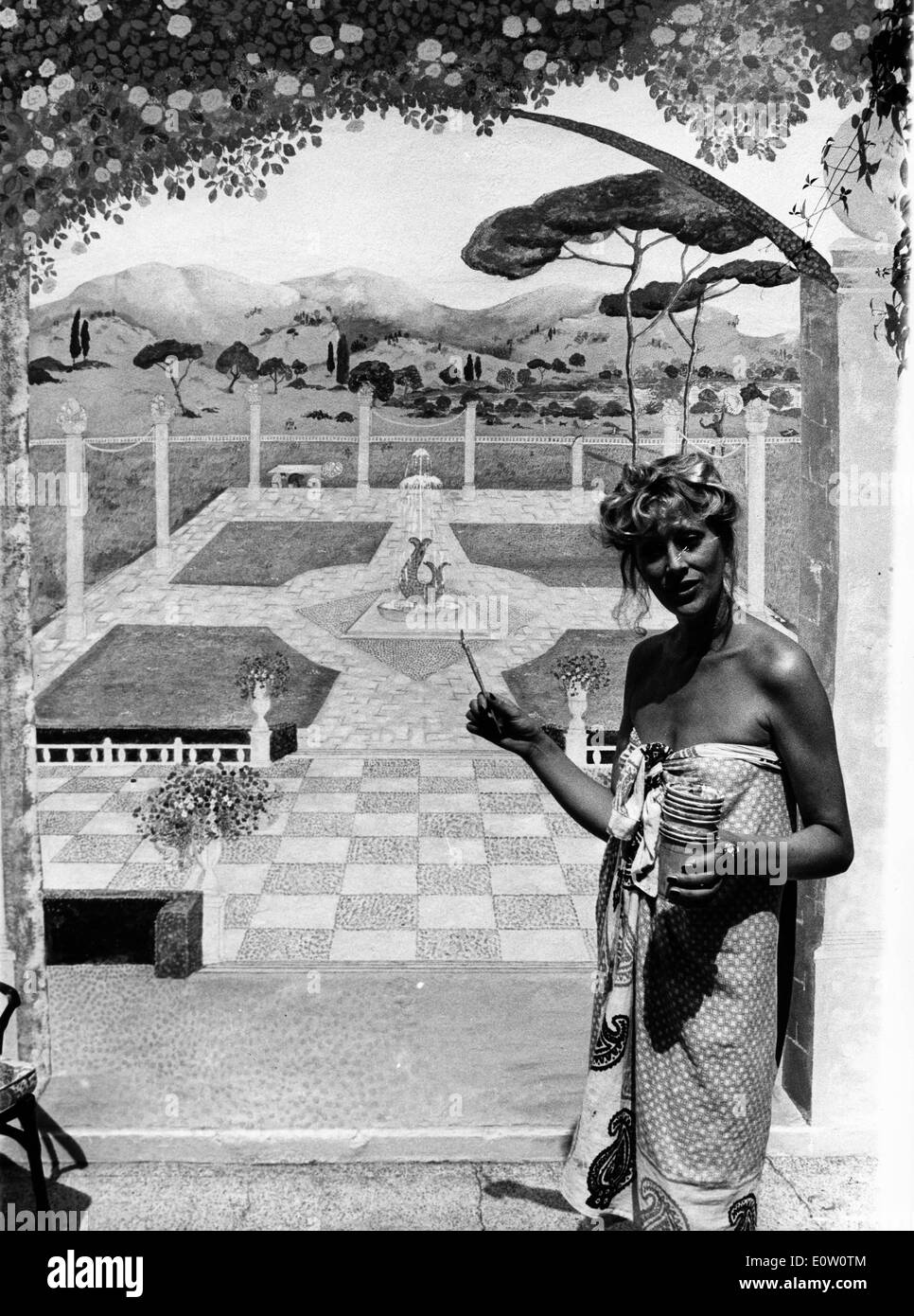 Daylight painting Black and White Stock Photos & Images - Alamy