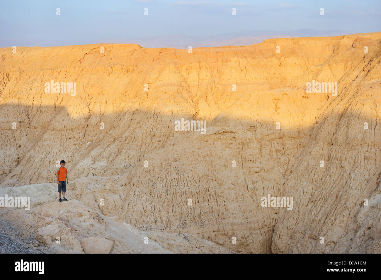 Arava desert (southern Israel) in the last rays of the sun Stock Photo ...