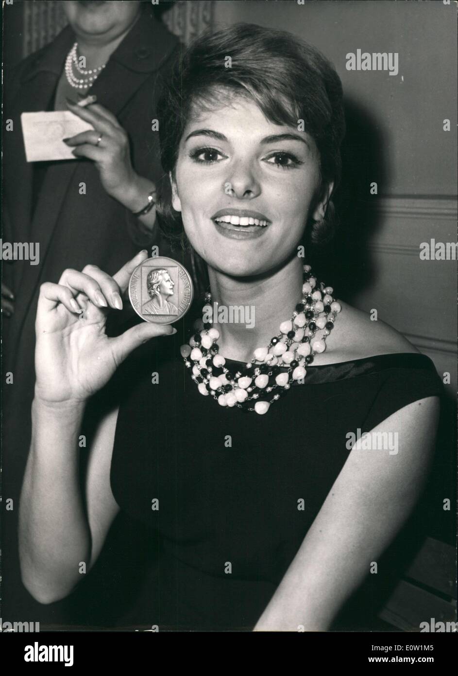 Actress 1960 hi-res stock photography and images - Alamy
