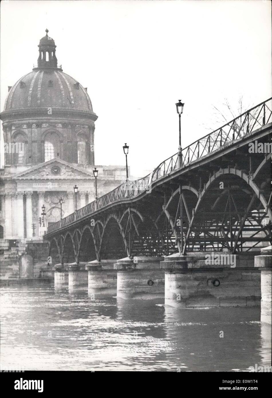 Bargeman hi-res stock photography and images - Alamy