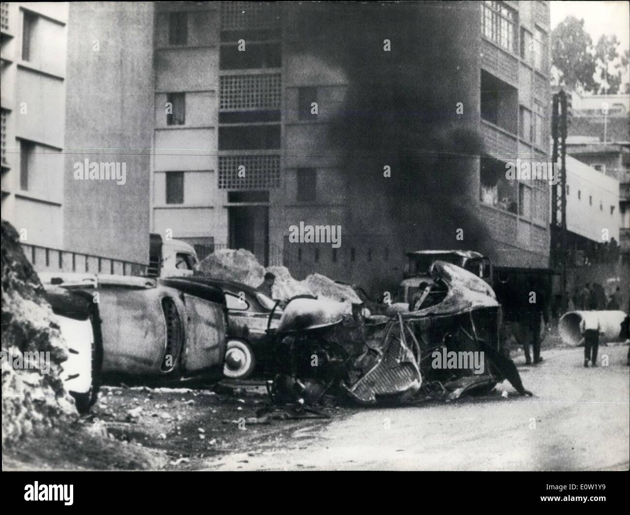 Dec. 12, 1960 - Riots in Algiers: Upturned cars in the streets of ...