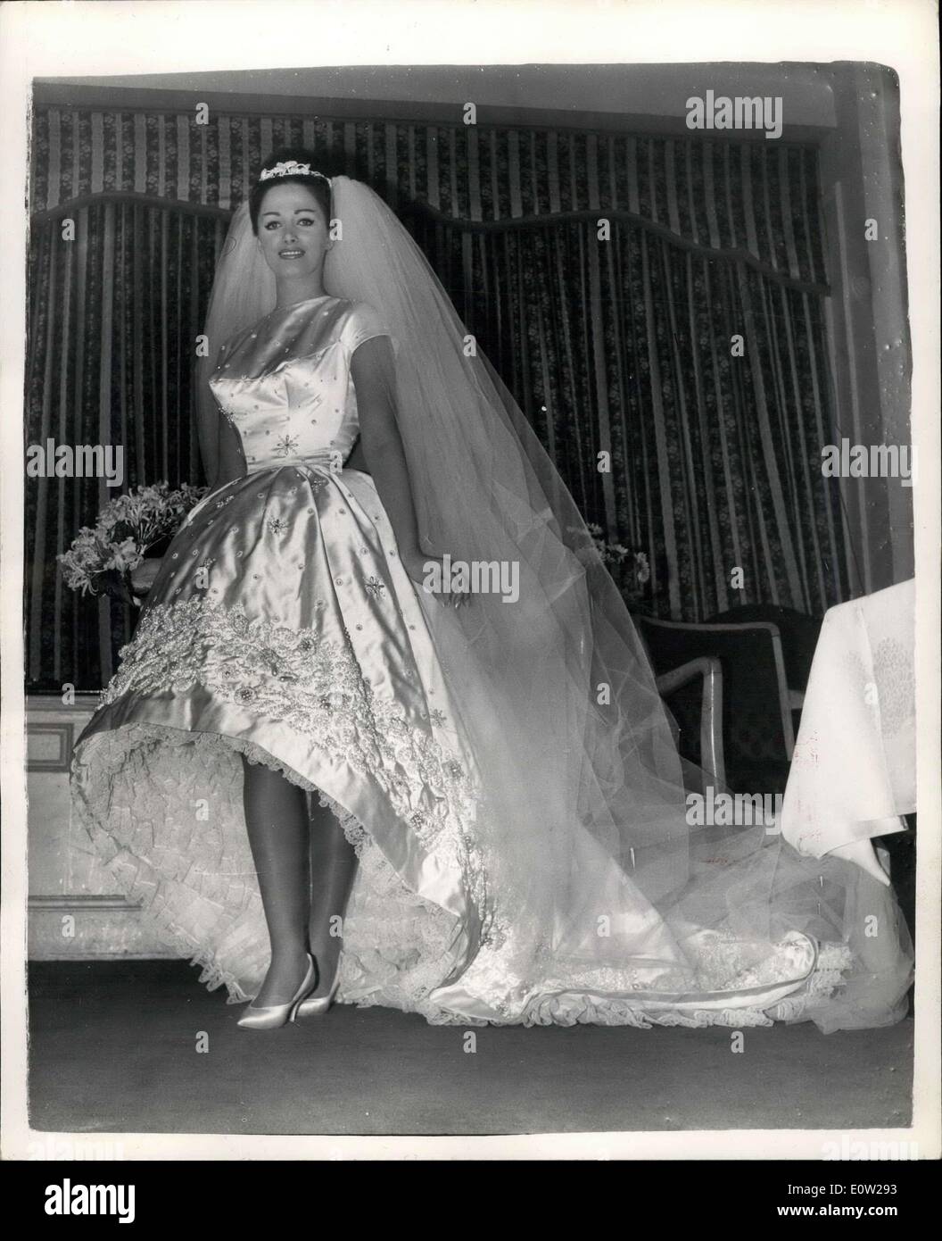 Jackie Collins Wedding Jackie Collins Told Sister Joan About Breast