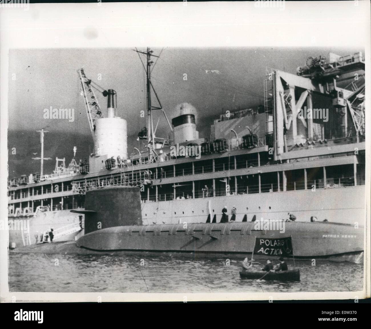 Holy loch submarine hi-res stock photography and images - Alamy