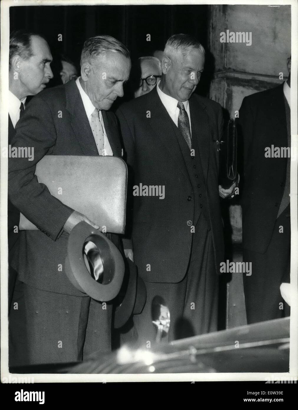 Commonwealth premiers conference hi-res stock photography and images ...