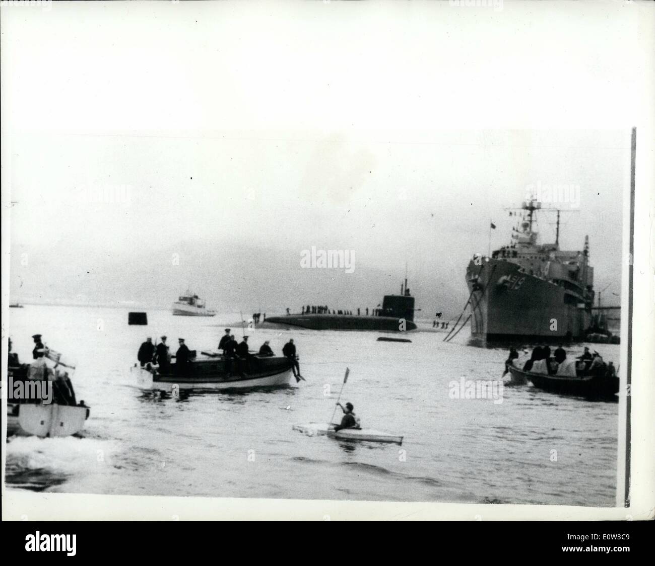 Holy loch submarine hi-res stock photography and images - Alamy
