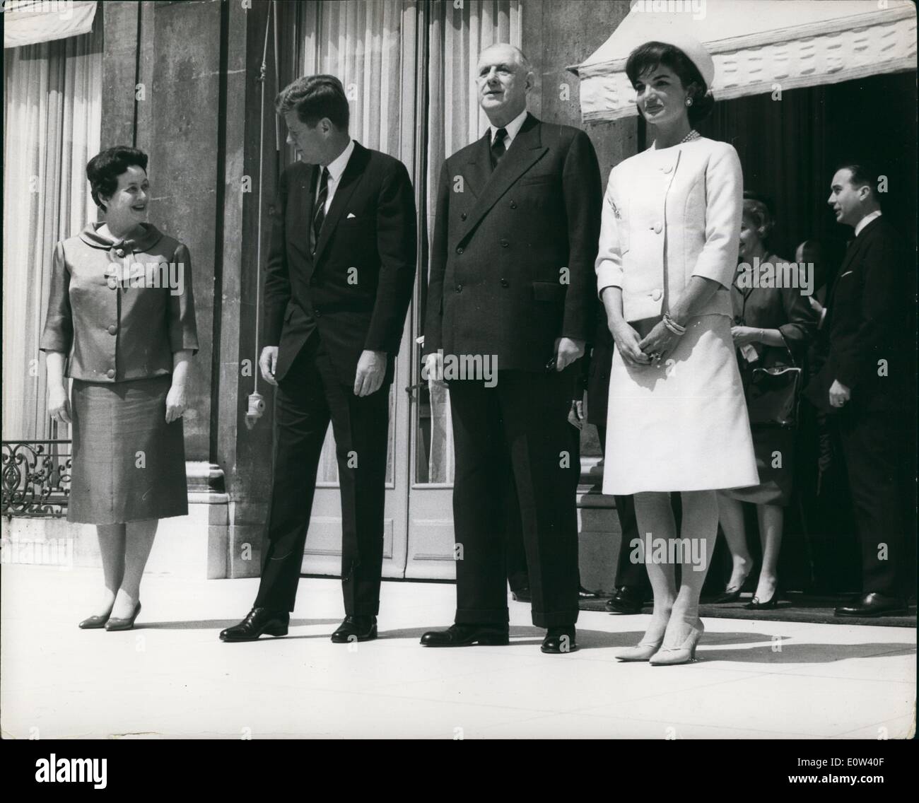 President kennedy in paris hi-res stock photography and images - Alamy