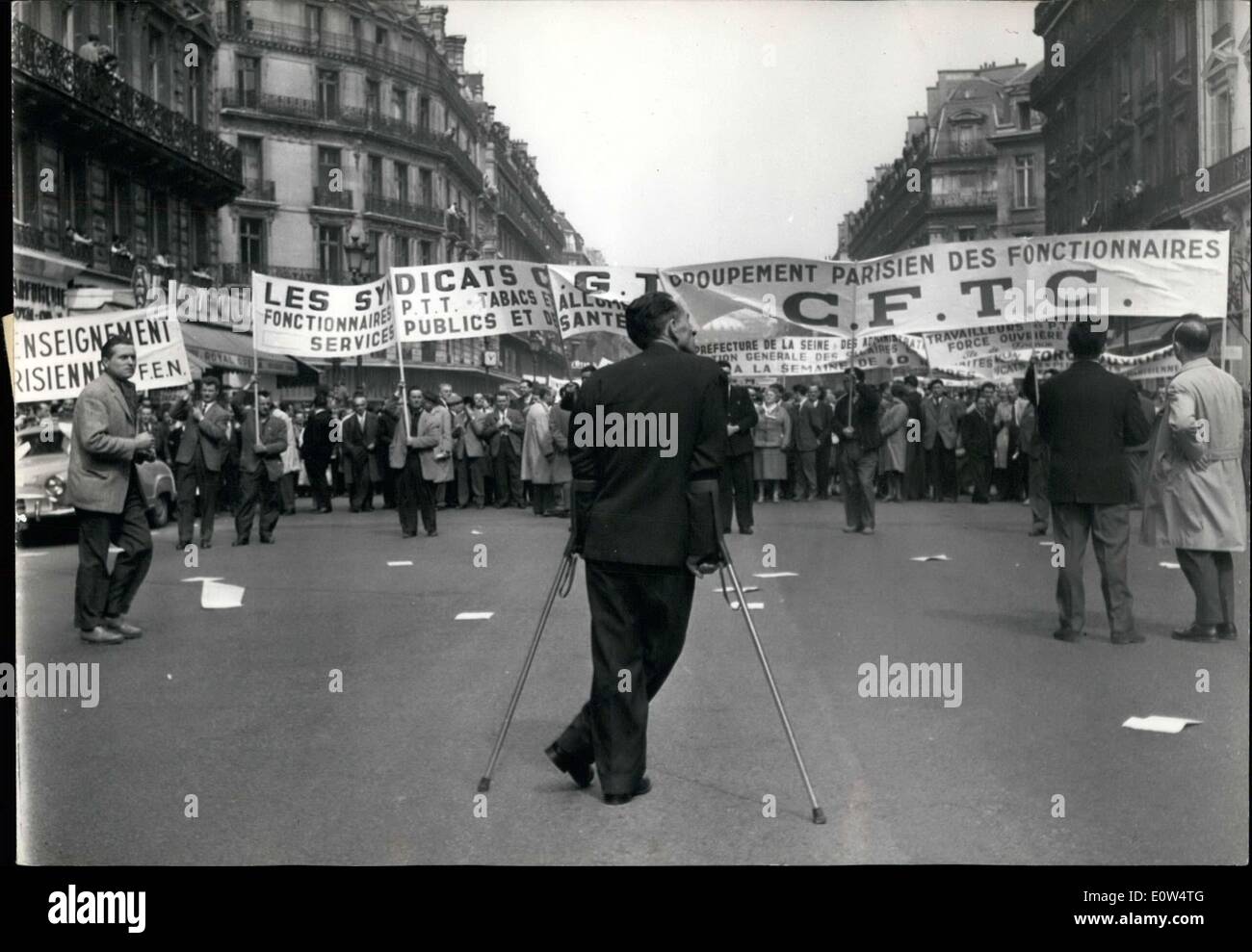 Mass servant hi-res stock photography and images - Alamy