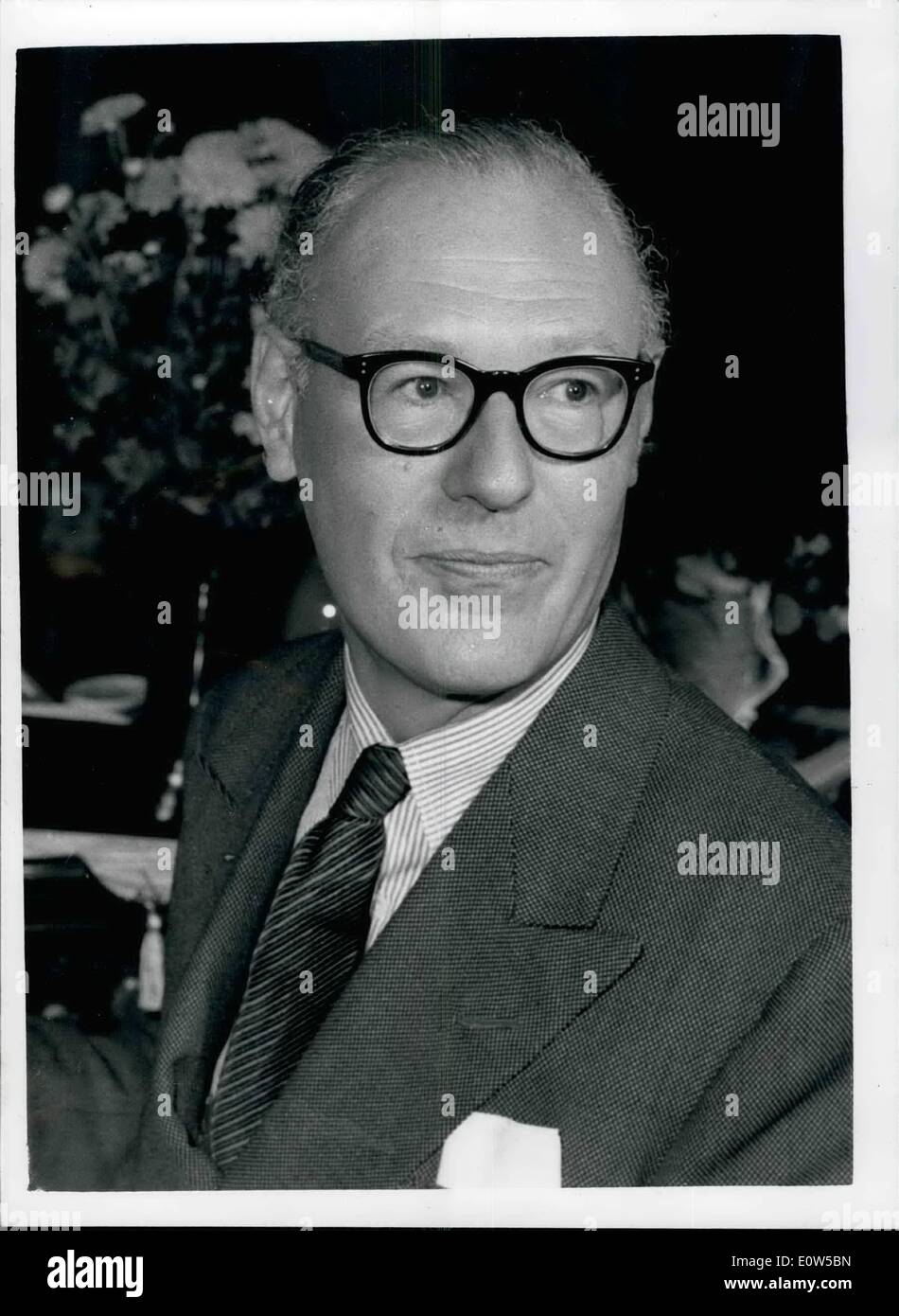 Sep. 09, 1961 - London's Lord Mayor elect - at home with his family ...