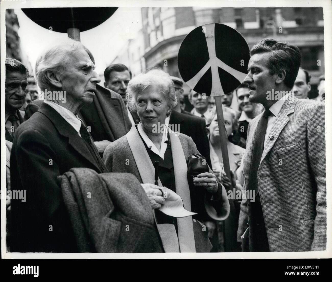 Lord russell hi-res stock photography and images - Alamy