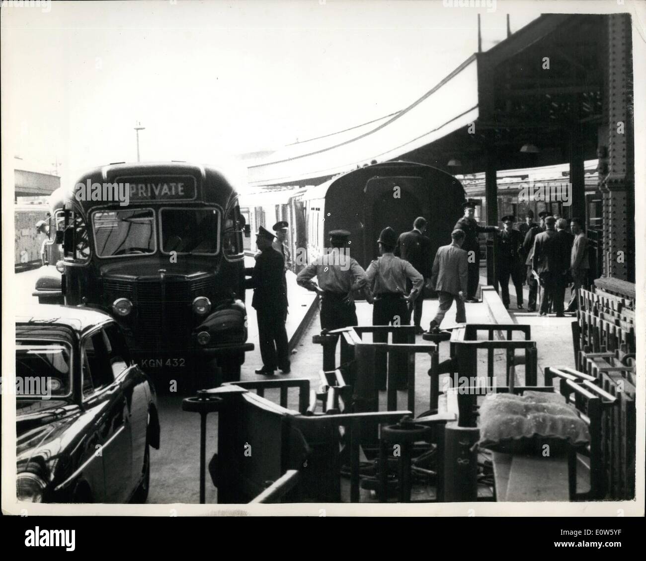 First prisoners hi-res stock photography and images - Alamy