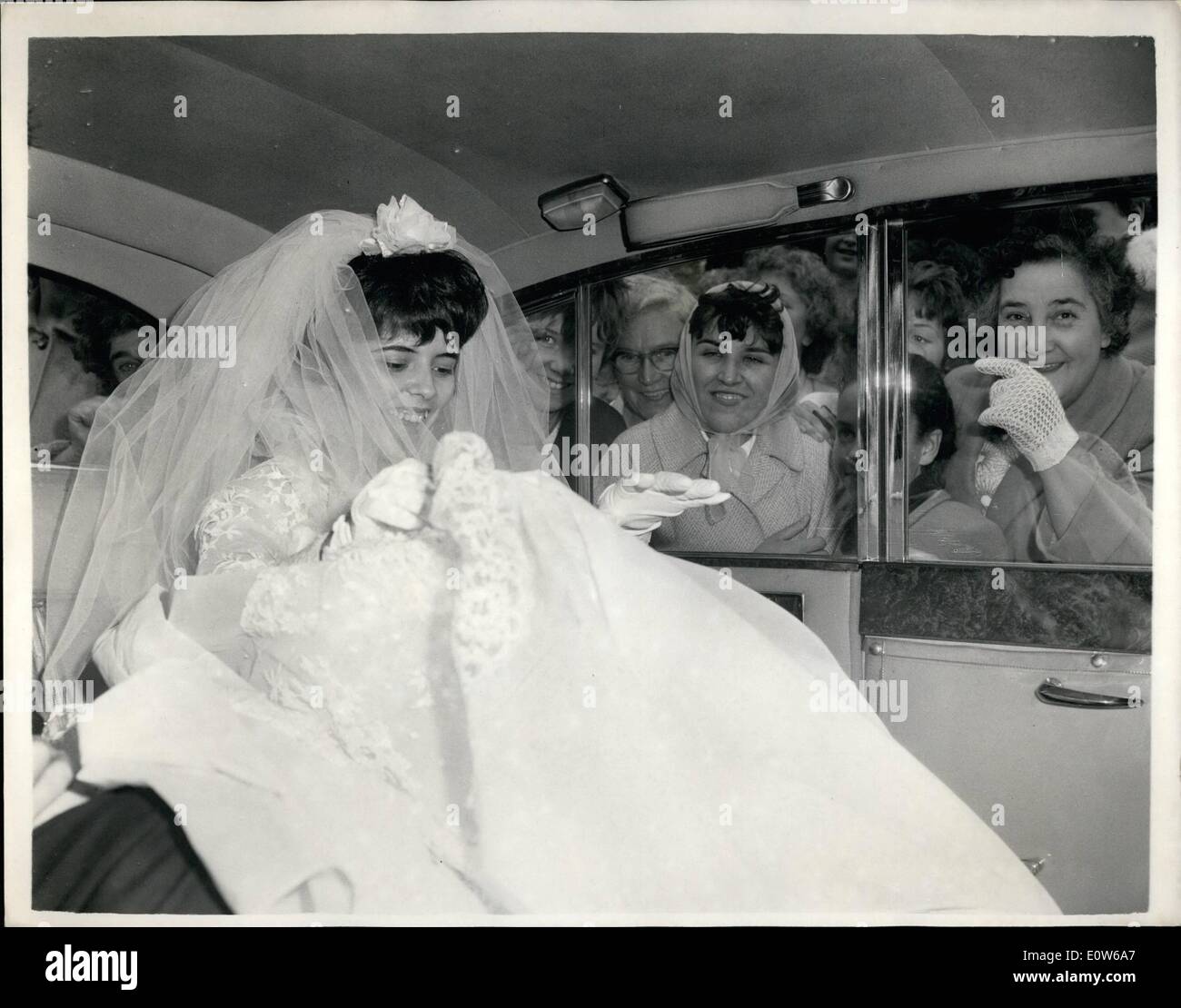 Aug. 08, 1961 - Cliff Richards sister married : Pop singer Cliff ...