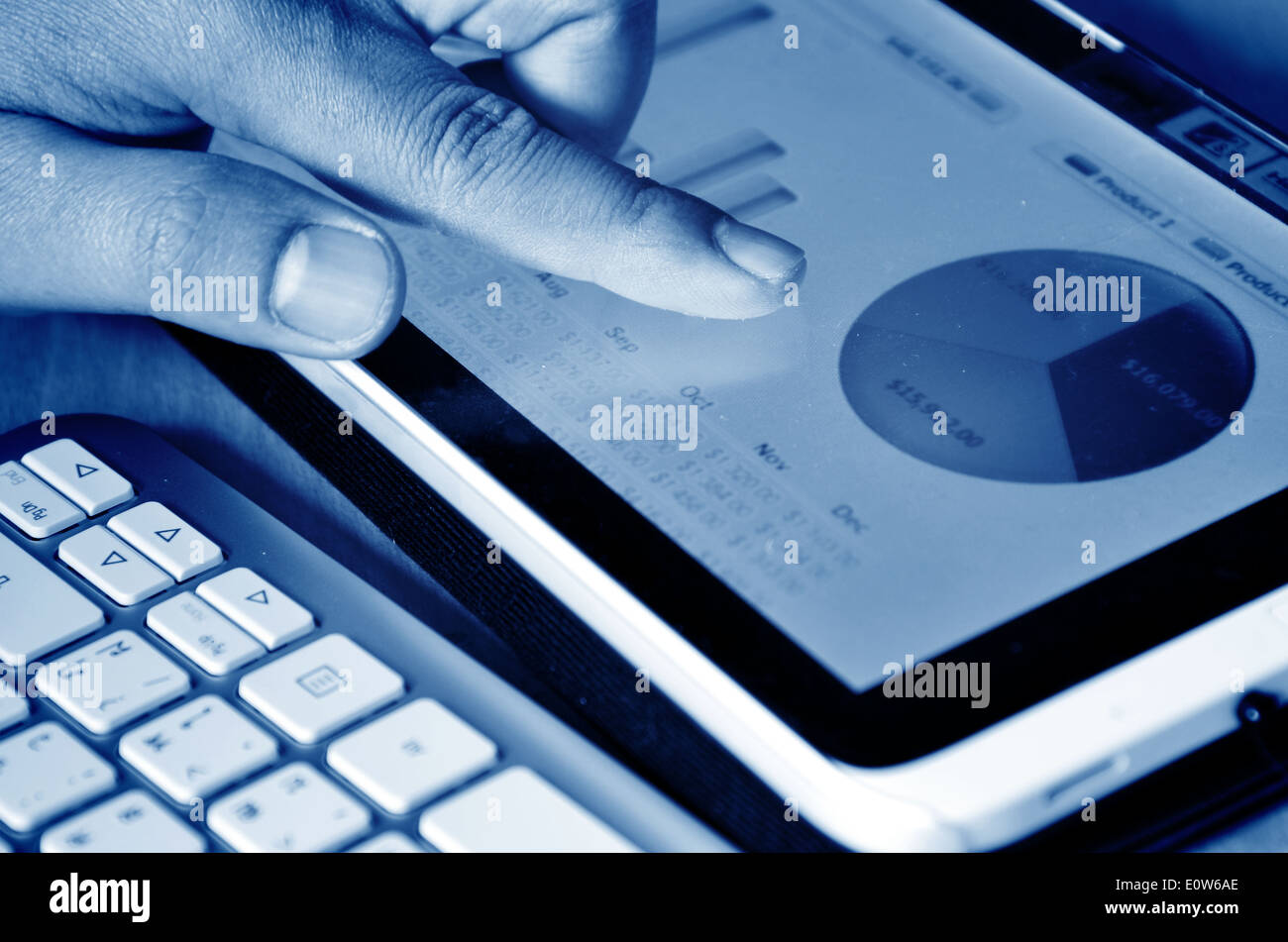 Hands unrecognizable worker tablet computer hi-res stock photography ...