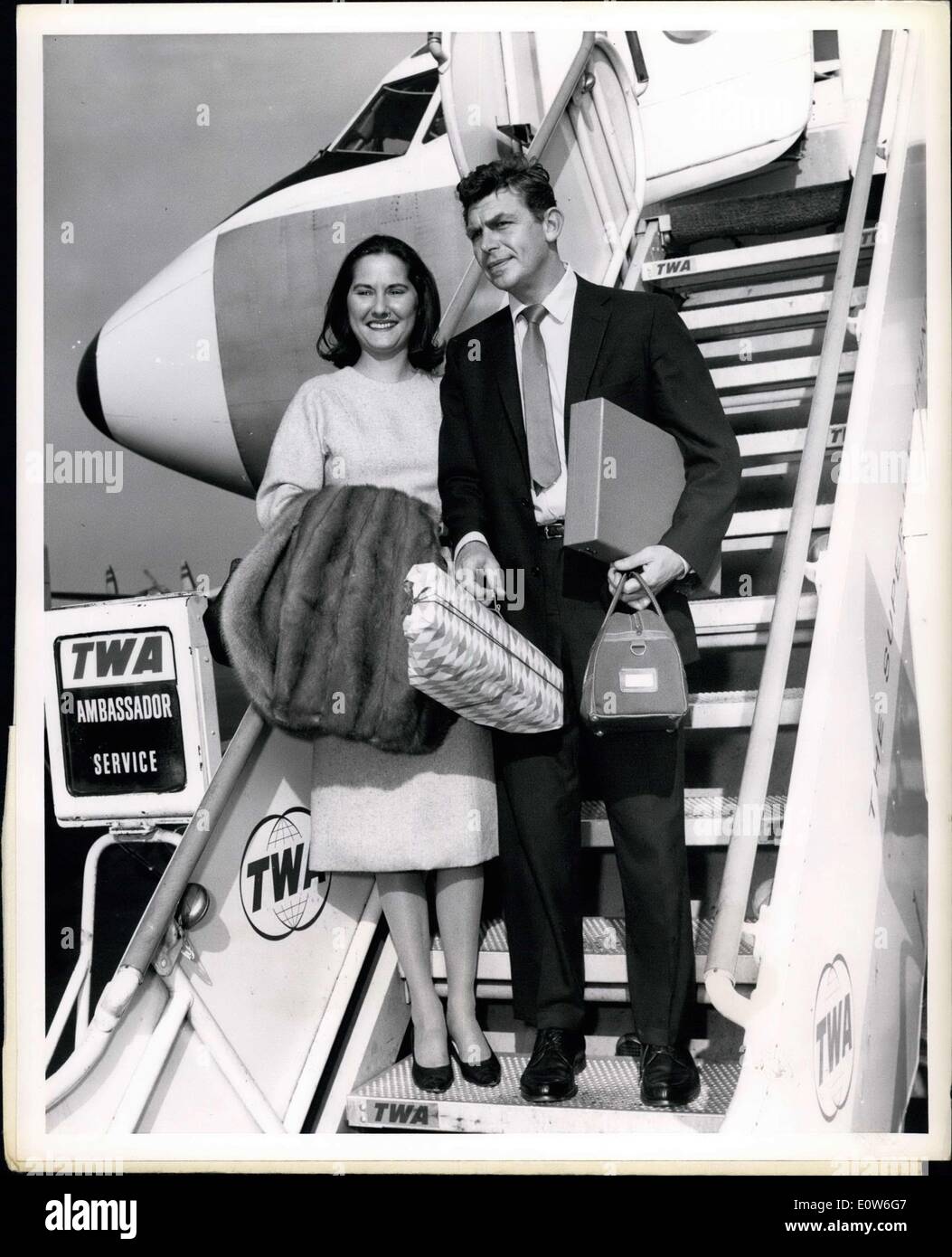 Oct. 08, 1961 - New York International Airport, Actor Andy Griffith and ...