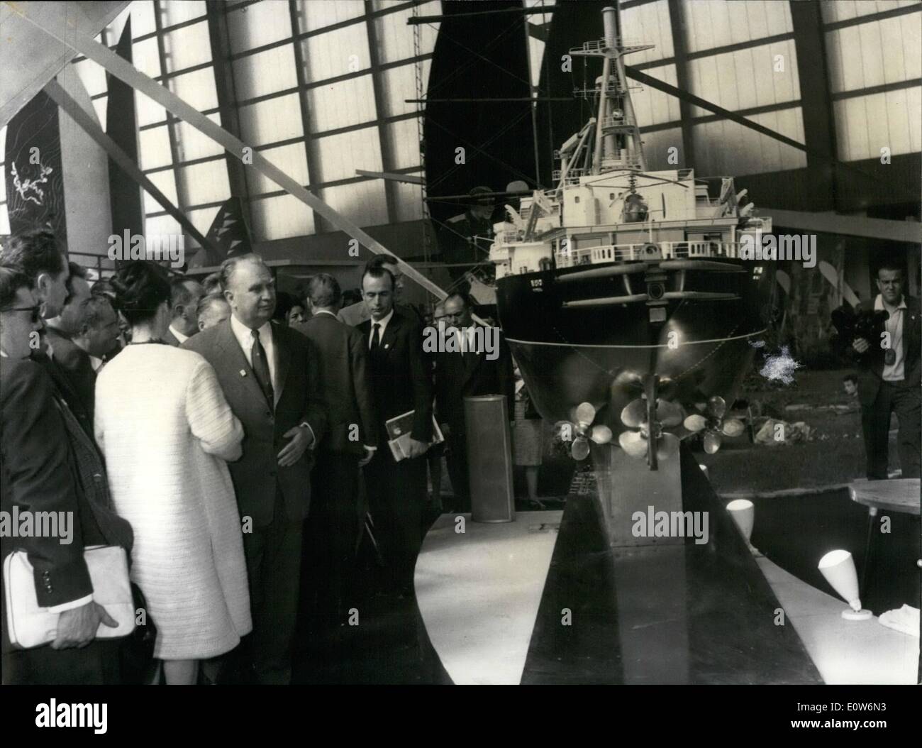 Soviet press exhibition hi-res stock photography and images - Alamy