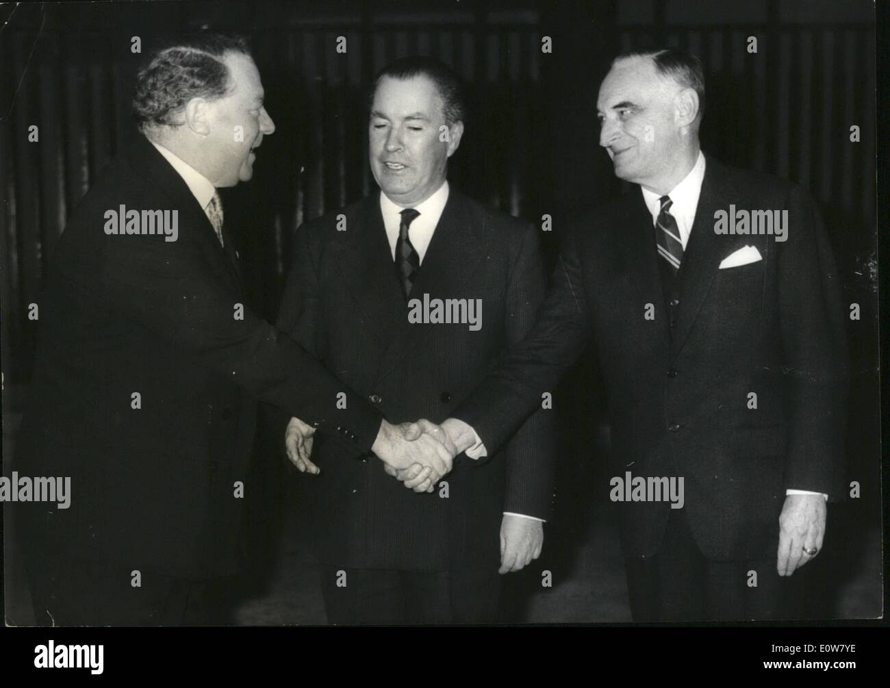 Hugh gaitskell 1962 hi-res stock photography and images - Alamy