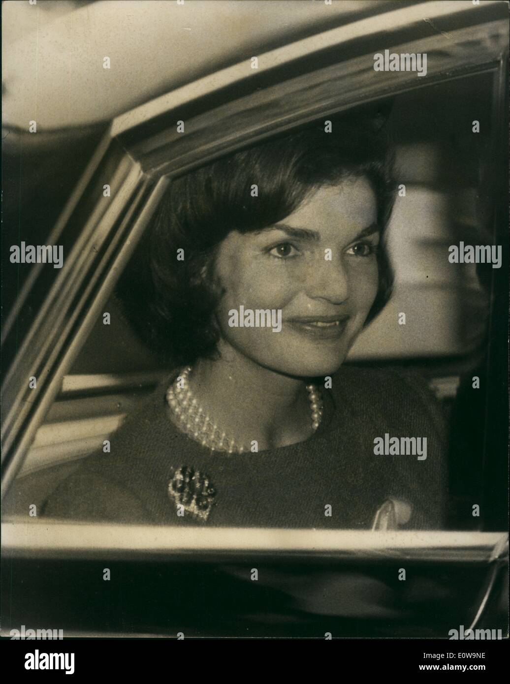 Mar. 03, 1962 - Jackie Kennedy has lunch with the Queen:Jacqueline ...