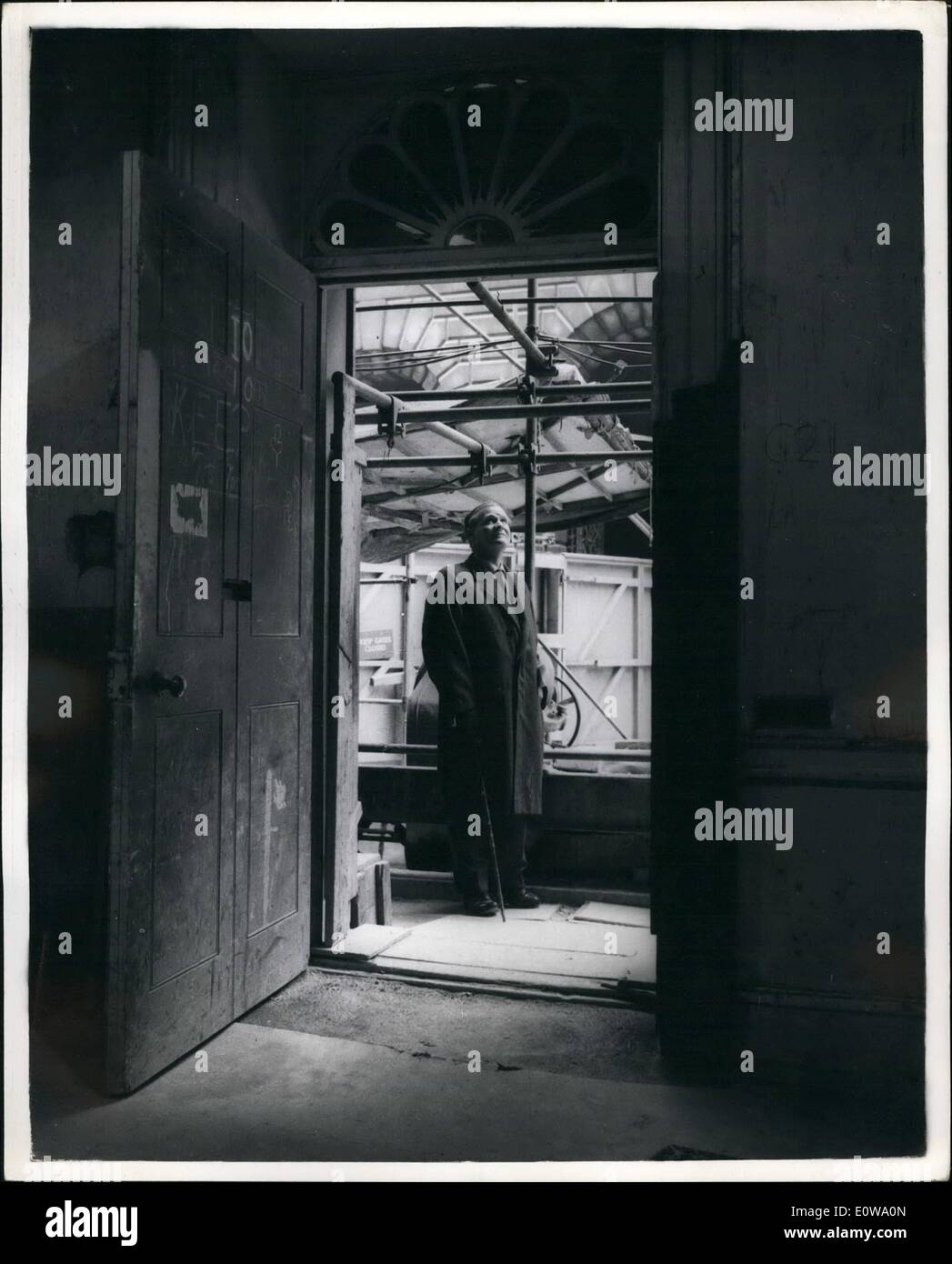 Mr raymond erith hi-res stock photography and images - Alamy