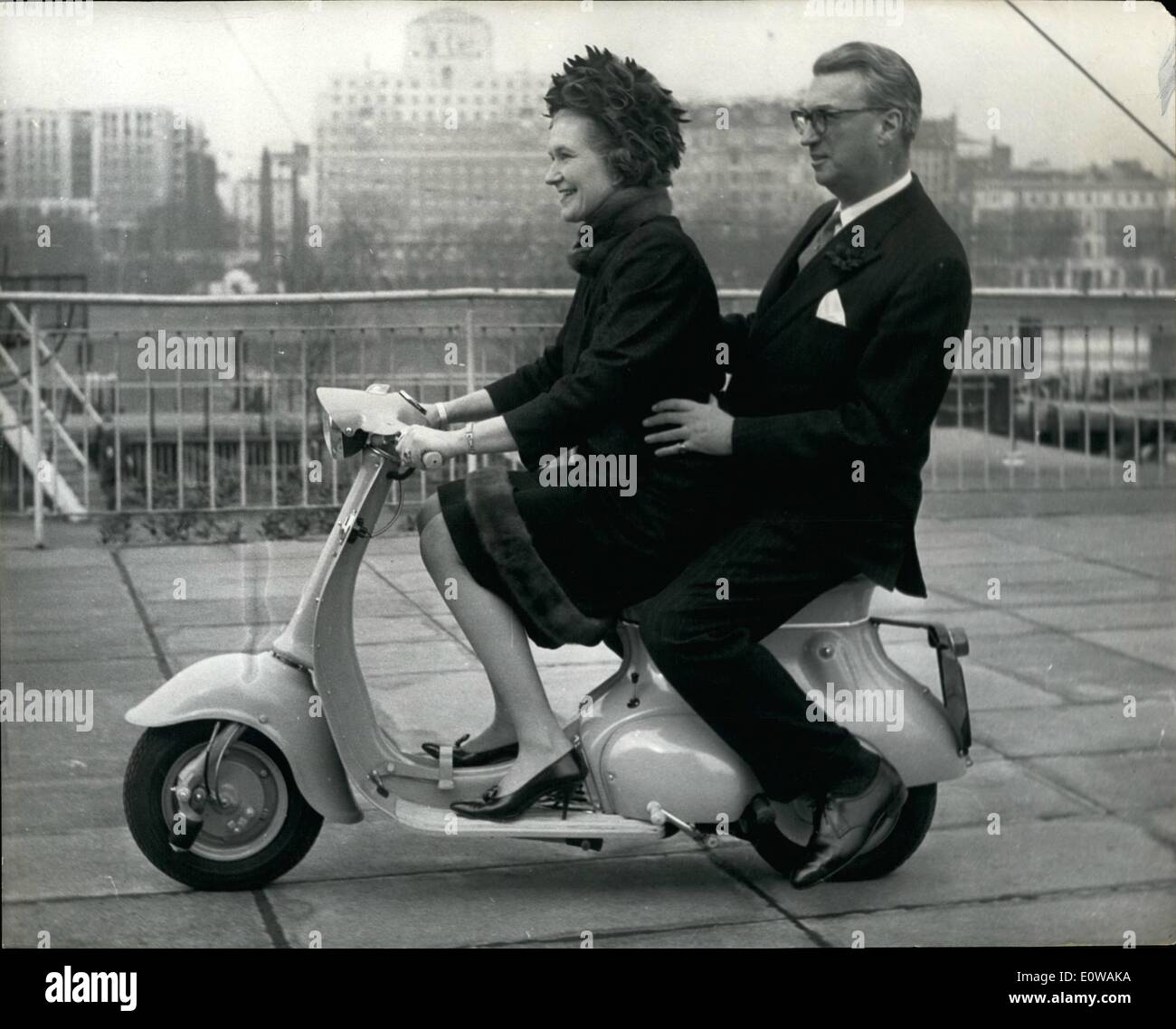 Mar. 28, 1962 - 28-3-62 Lord and Lady Mancroft go for a spin on Tina ...