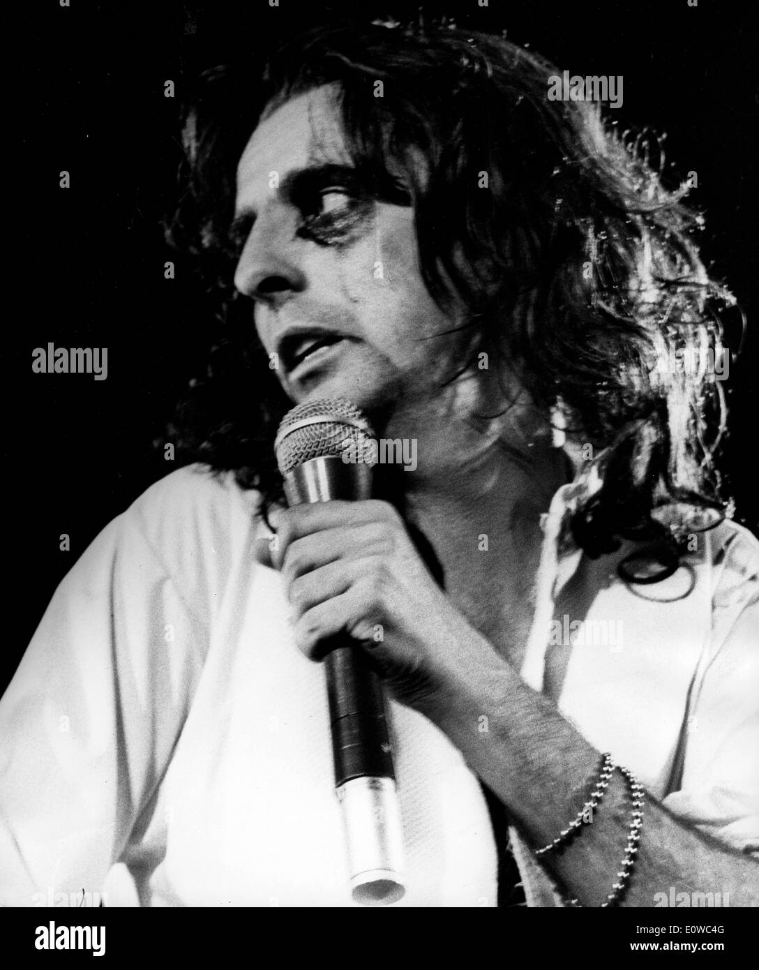 Alice cooper Black and White Stock Photos & Images - Alamy