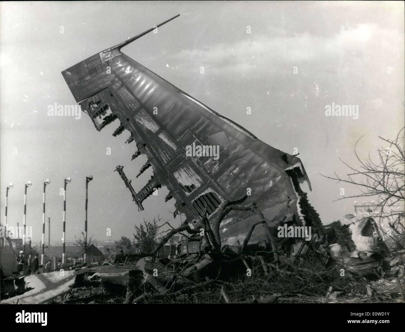 Boeing 707 takeoff hi-res stock photography and images - Alamy