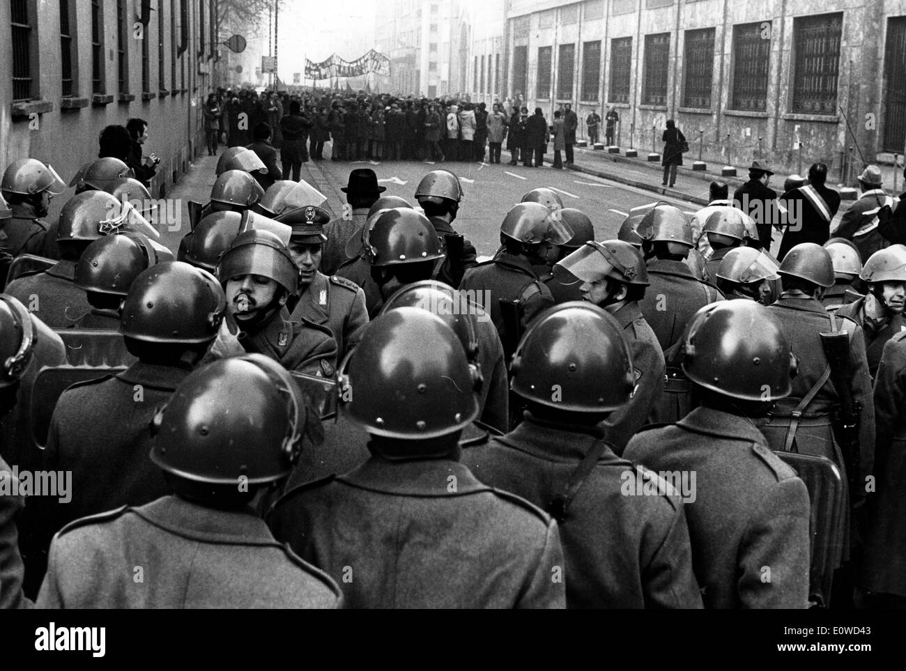 Guerilla hi-res stock photography and images - Alamy