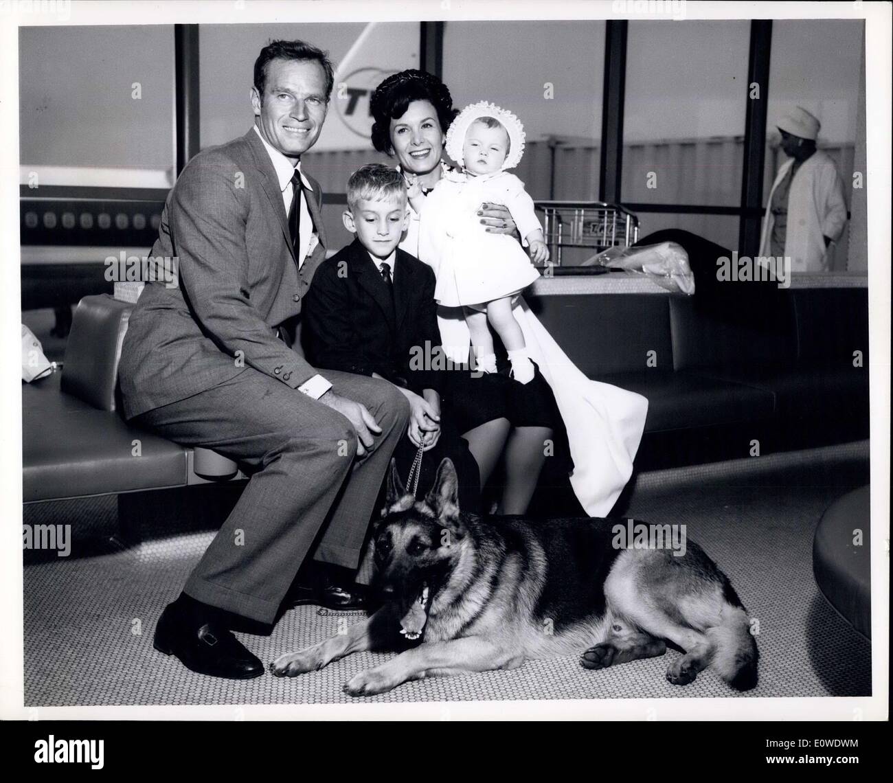 Jun. 16, 1962 - New York International Airport.... Actor Charlton ...