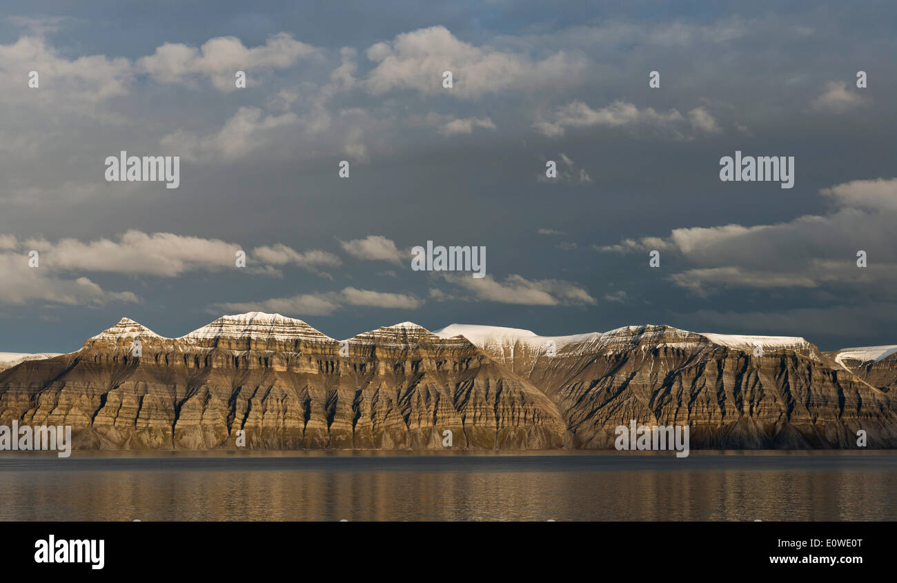 Fjord, rugged mountains, Isfjorden, Spitsbergen, Svalbard Islands ...