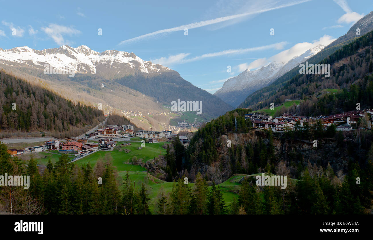 Solden ski resort hi-res stock photography and images - Alamy