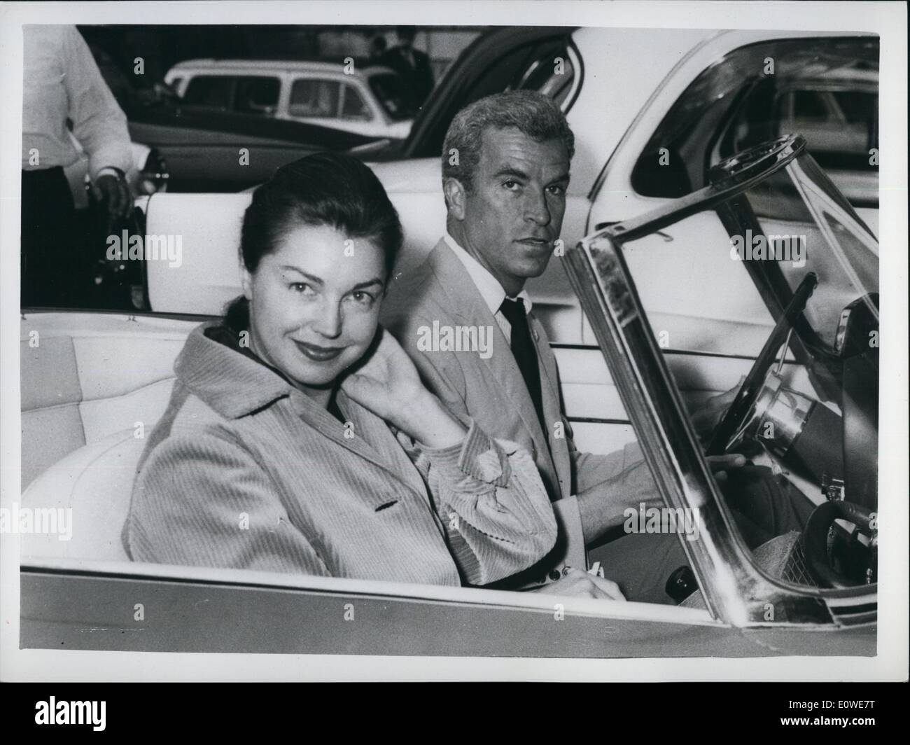 Jul. 07, 1962 - Romance For Esther: They were picture in Rome. Fernando ...