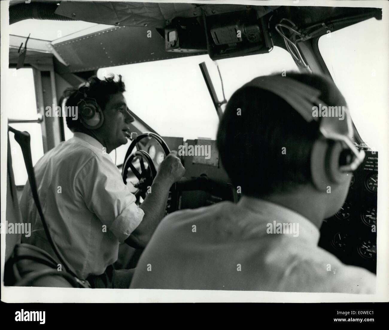 Flying crab hovercraft hi-res stock photography and images - Alamy