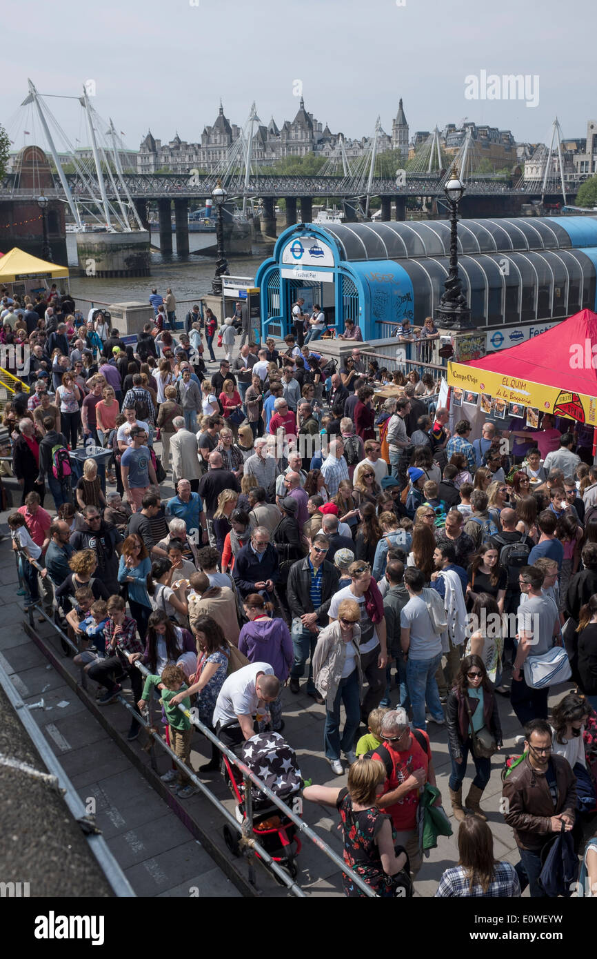 Busy food festival hi-res stock photography and images - Alamy