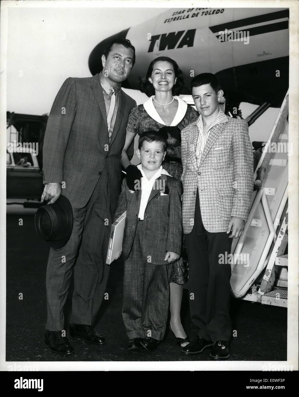 Cyd charisse hi-res stock photography and images - Alamy