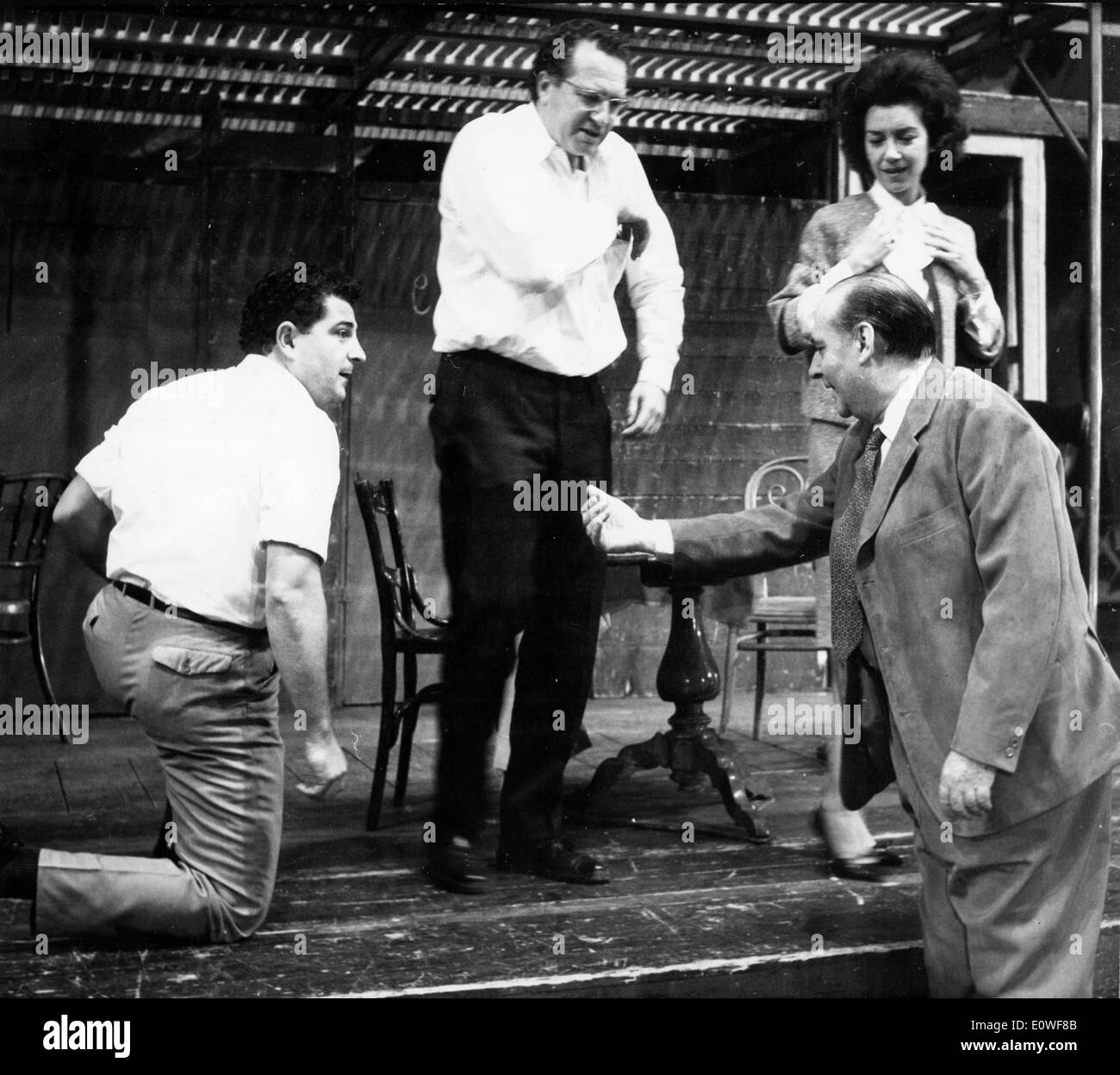 Actors around a table on stage hi-res stock photography and images - Alamy