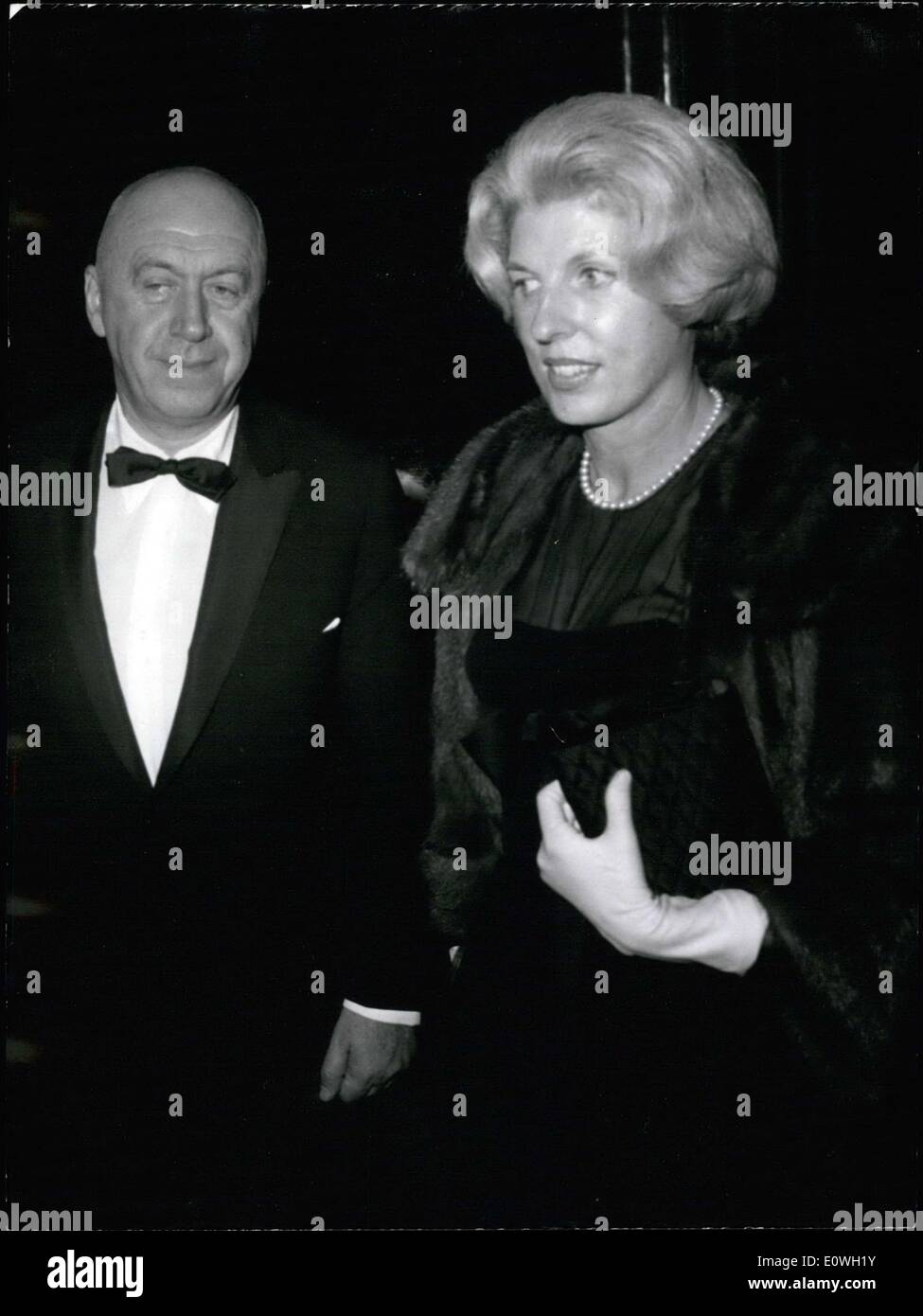 Oct. 04, 1962 - Madame Pompidou attended a presentation at the ...