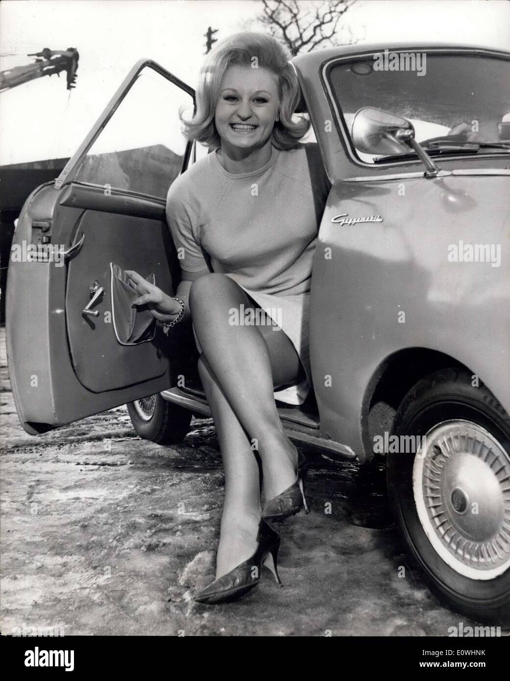 Shapely 21 year old vicky hi-res stock photography and images - Alamy