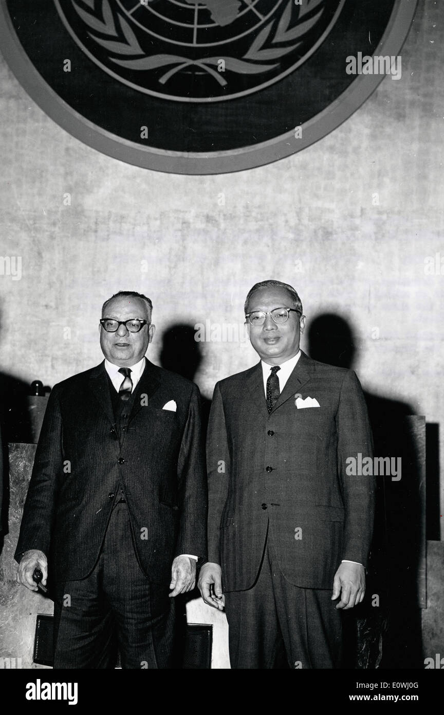 President Romulo Betancourt stands with politician U Thant Stock Photo ...