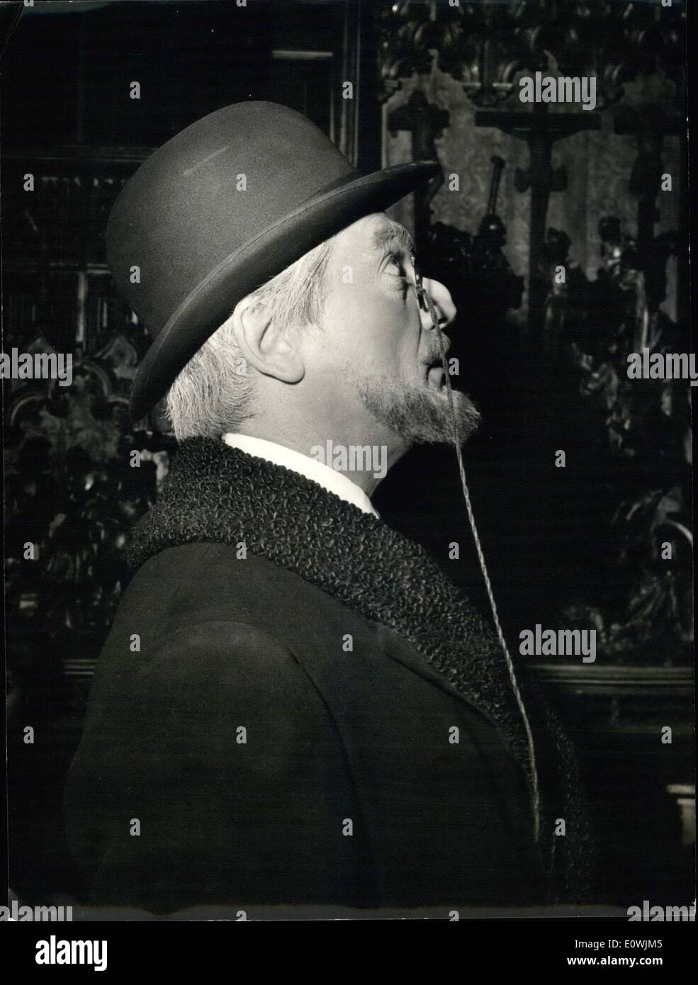 The connoisseur hi-res stock photography and images - Alamy